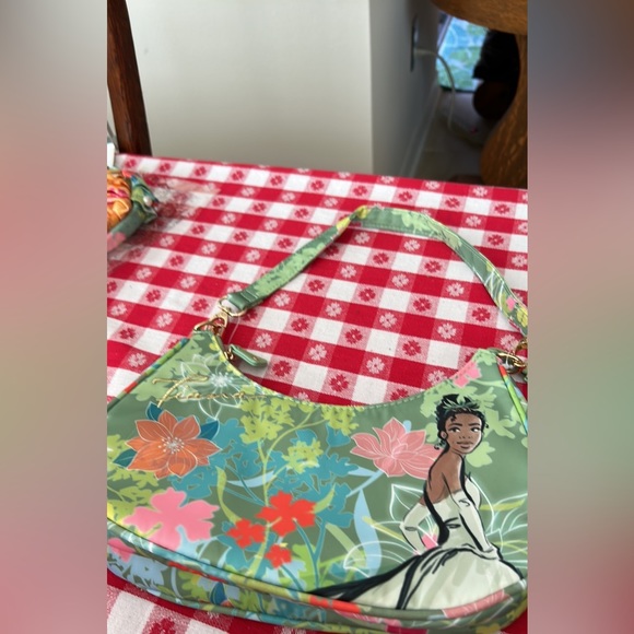 Disney | Bags | Disneys Color Me Courtney Tiana Handbagcrossbody Bag ...
